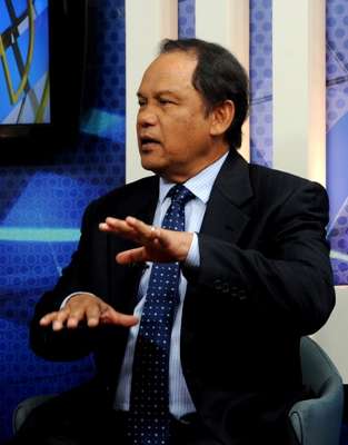 Kenapa Harga Solar Lebih Murah Dari Premium? | Dr. Ibrahim Hasyim SE. MM.